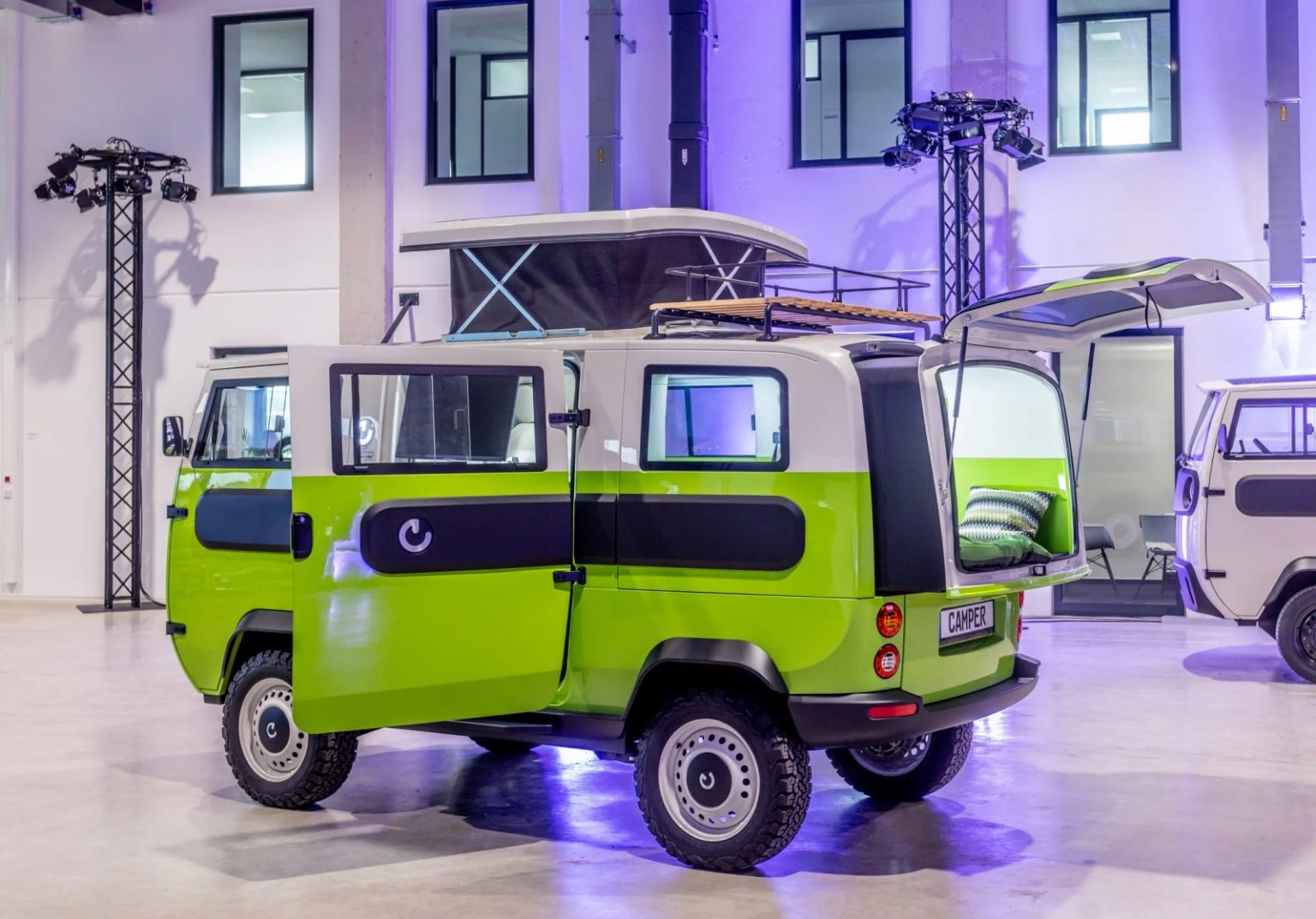 Chama-se XBUS, é uma caravana elétrica e já pode ser adquirida em ...