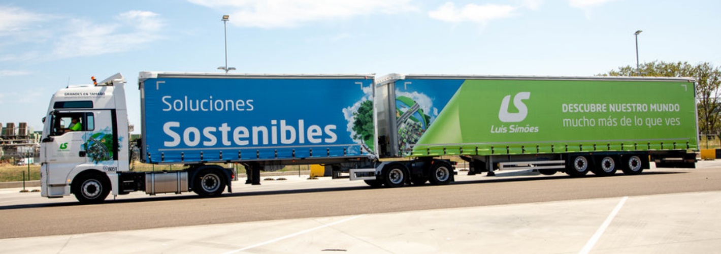 Luís Simões já conta com 17 megacamiões na sua frota – Motorguia