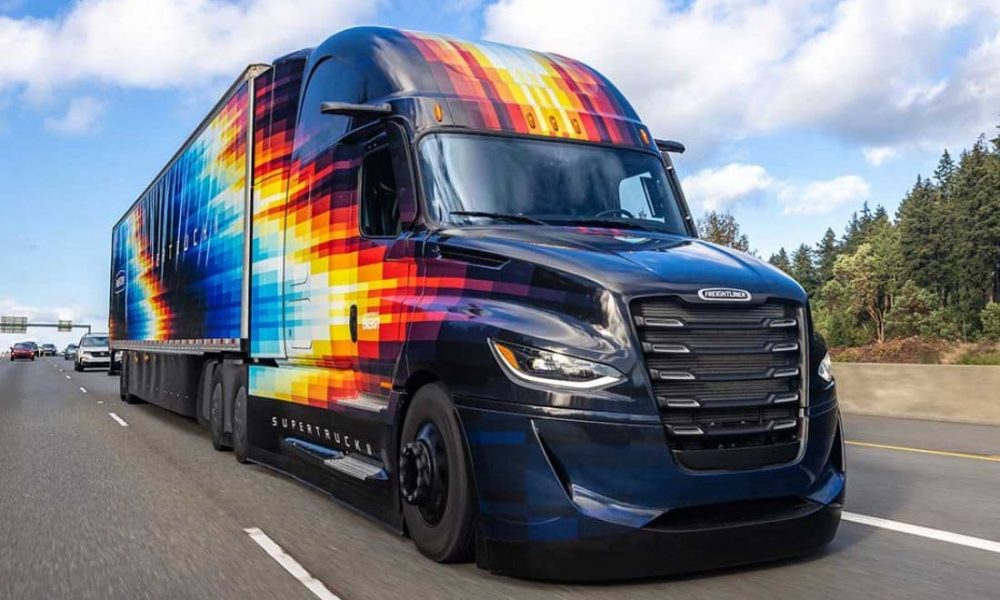 Freightliner apresenta segunda geração do SuperTruck – Motorguia